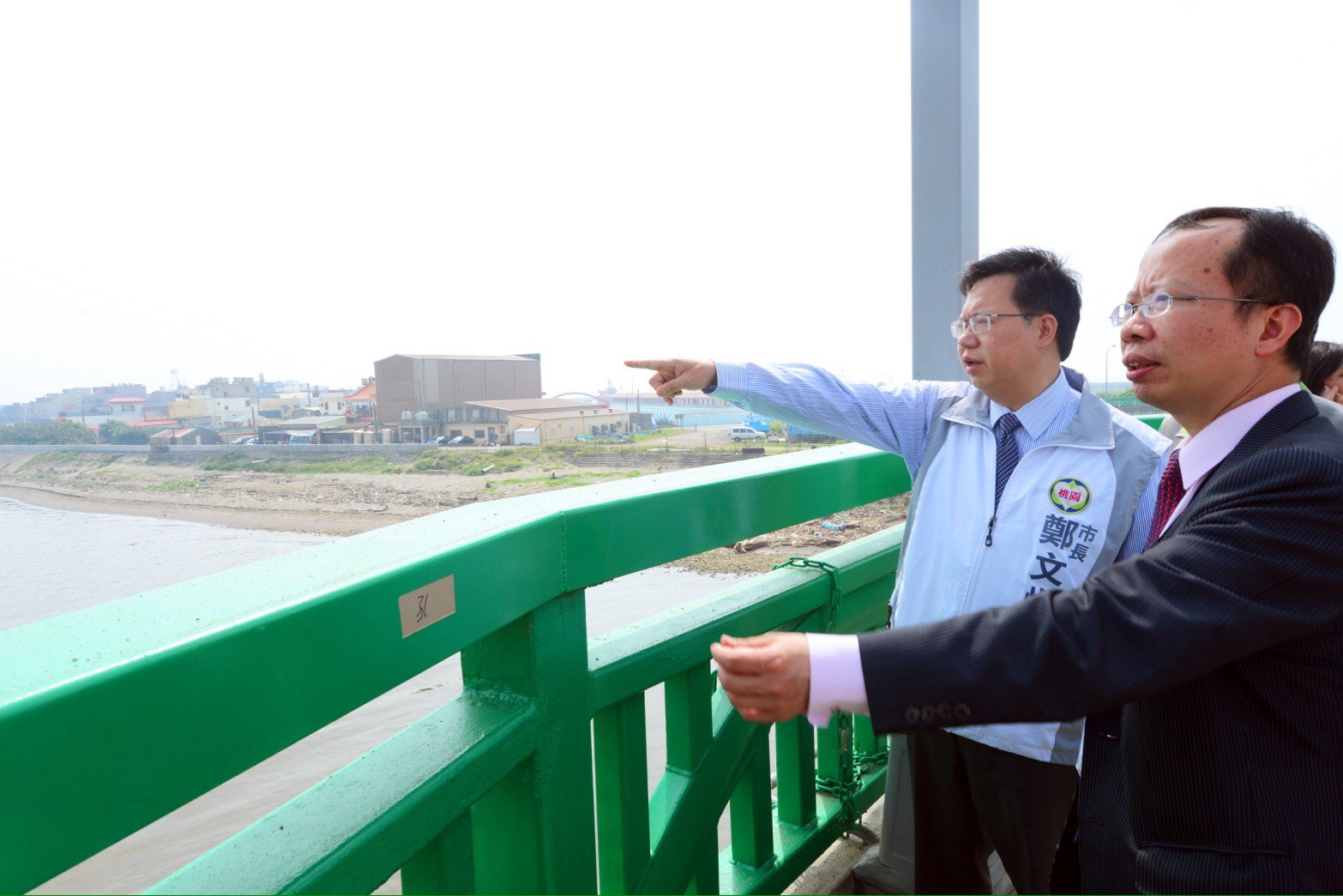 Observing Construction Work for the Periphery of Zhuwei Harbor