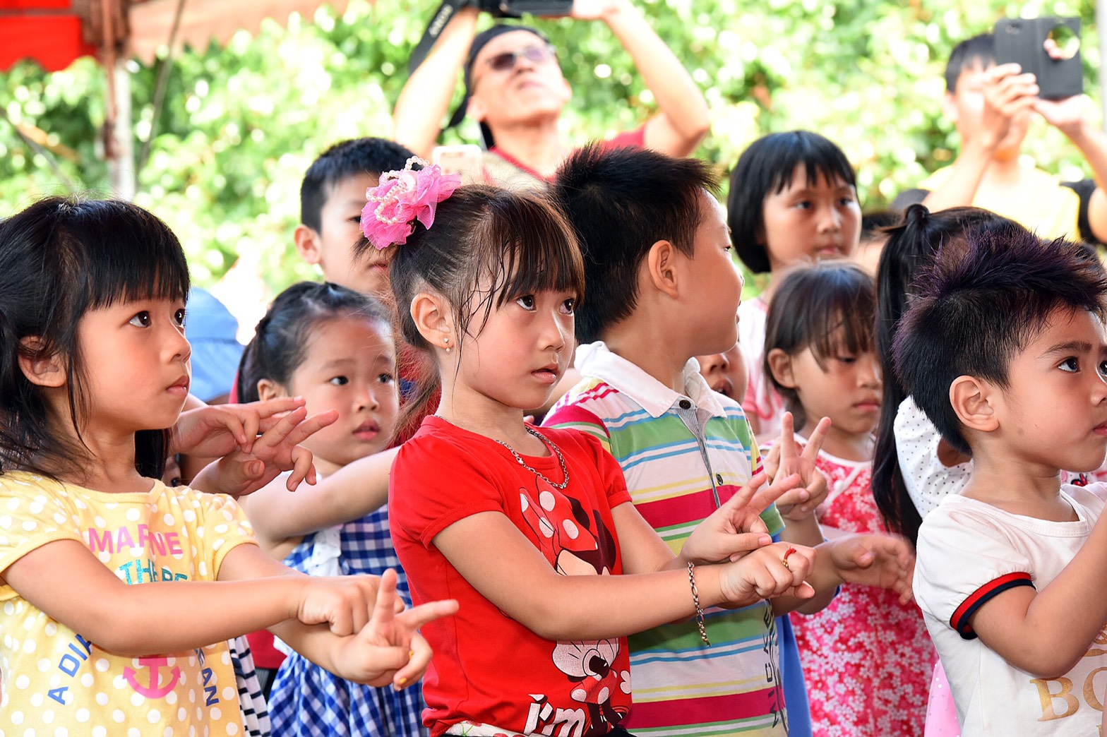 Big Hands and Small Hands Working Together for Environmental Protection